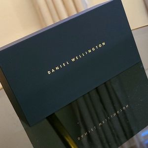 Daniel Wellington | Accessories | Daniel Wallington Brown Leather Watch ...